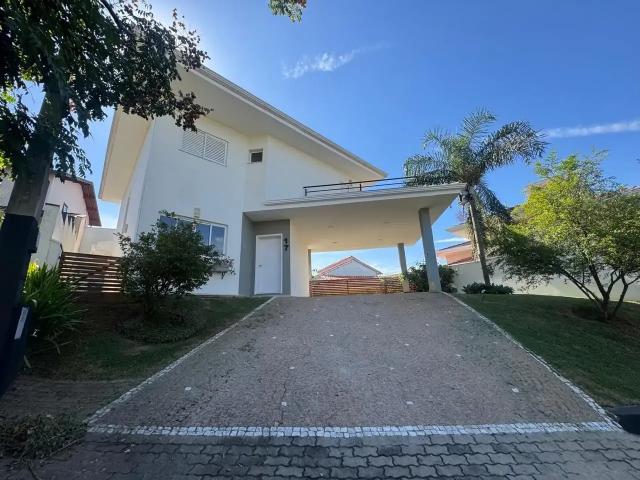 Casa / Sobrado em Condomínio para Locação em Valinhos/SP Chácaras Alpina 3 Quartos