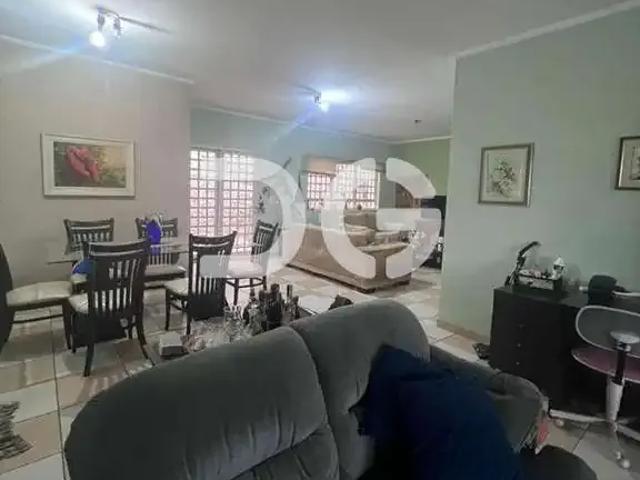 Casa / Sobrado em Condomínio para Locação em Valinhos/SP Chácaras Alpina 3 Quartos