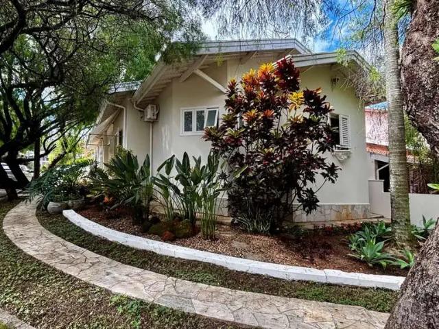 Casa / Sobrado em Condomínio para Locação em Valinhos/SP Chácaras Silvania 3 Quartos