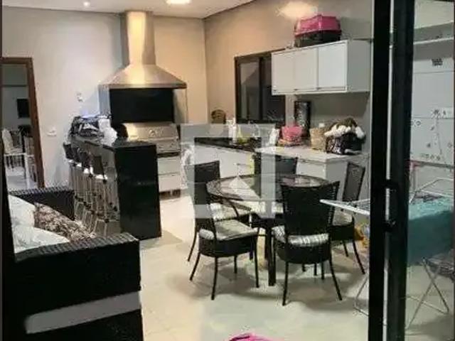 Casa / Sobrado em Condomínio para Locação em Valinhos/SP Jardim Monte Verde 3 Quartos