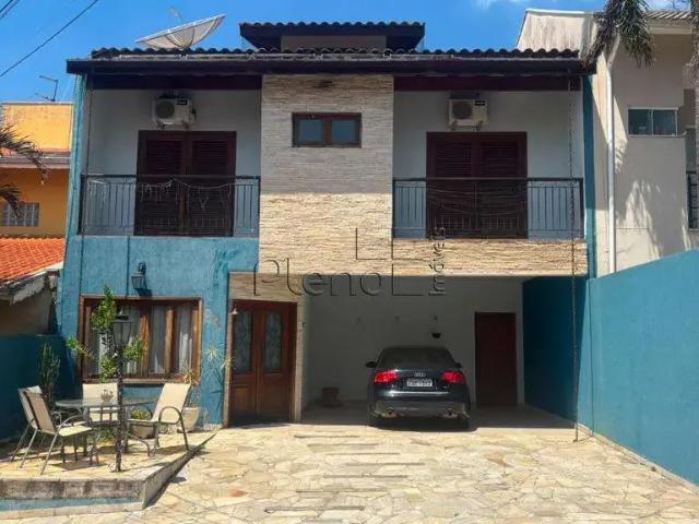 Casa / Sobrado em Condomínio para Locação em Valinhos/SP Lenheiro 3 Quartos