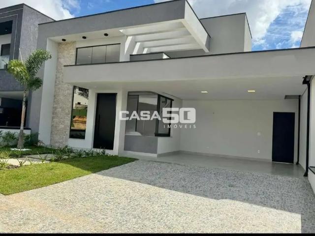 Casa / Sobrado em Condomínio para Locação em Valinhos/SP Roncáglia 3 Quartos