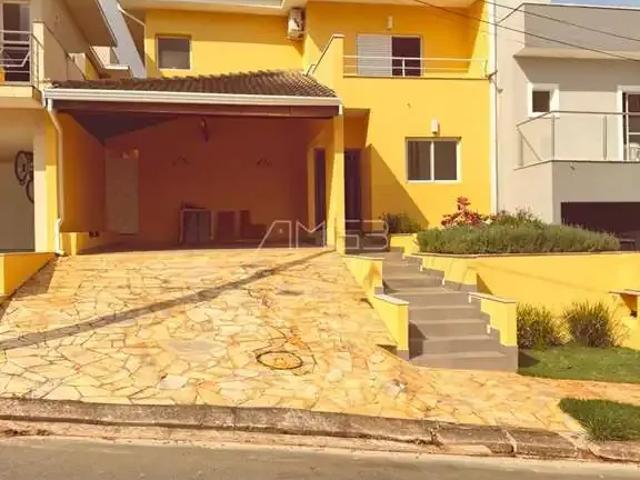 Casa / Sobrado em Condomínio para Locação em Valinhos/SP Roncáglia 3 Quartos