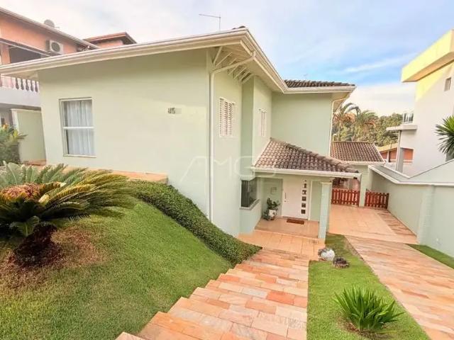 Casa / Sobrado em Condomínio para Locação em Valinhos/SP Santa Cruz 3 Quartos
