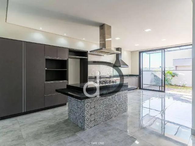 Casa / Sobrado em Condomínio para Locação em Valinhos/SP Vila Capuava 3 Quartos