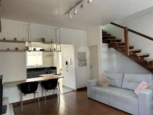 Casa / Sobrado em Condomínio para Locação em Valinhos/SP Vila Boa Esperança 2 Quartos