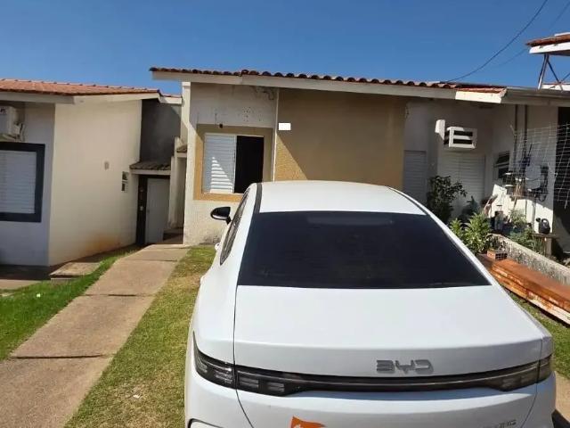 Casa / Sobrado em Condomínio para Locação em Várzea Grande/MT 23 de Setembro 3 Quartos