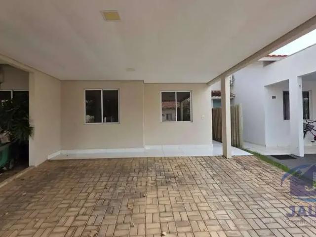 Casa / Sobrado em Condomínio para Locação em Várzea Grande/MT Petrópolis 2 Quartos
