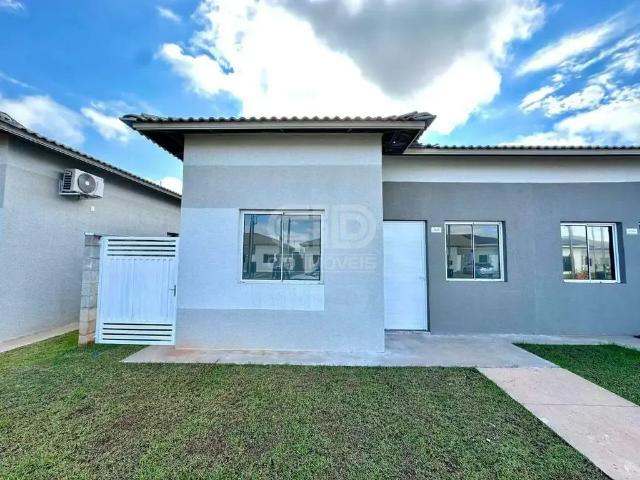 Casa / Sobrado em Condomínio para Locação em Várzea Grande/MT Petrópolis 2 Quartos