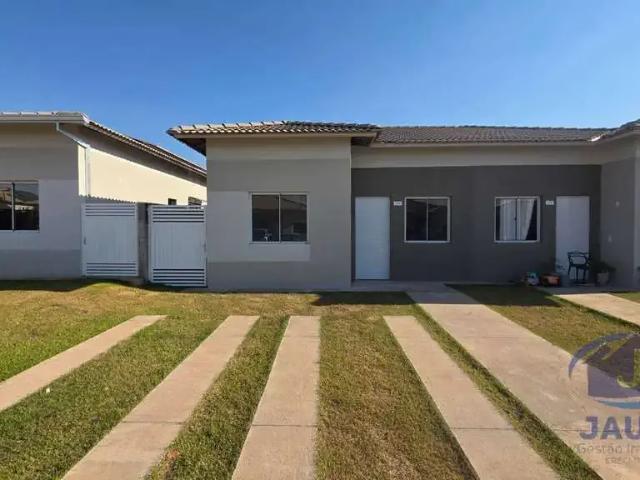 Casa / Sobrado em Condomínio para Locação em Várzea Grande/MT Petrópolis 2 Quartos