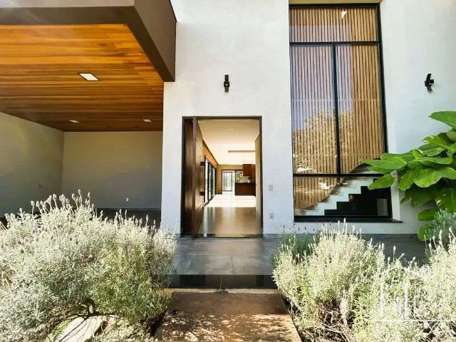 Casa / Sobrado em Condomínio para Locação em Vinhedo/SP Condomínio Campo de Toscana 4 Quartos