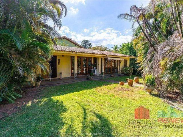 Casa / Sobrado em Condomínio para Locação em Vinhedo/SP Condomínio Estância Marambaia 3 Quartos