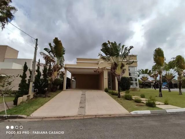 Casa / Sobrado em Condomínio para Locação em Vinhedo/SP Cachoeira 4 Quartos