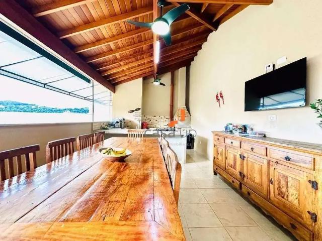 Casa / Sobrado em Condomínio para Locação em Vinhedo/SP Loteamento Recanto dos Paturis 3 Quartos