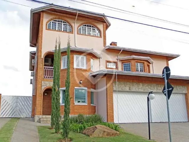 Casa / Sobrado em Condomínio para Locação em Vinhedo/SP Marambaia 3 Quartos