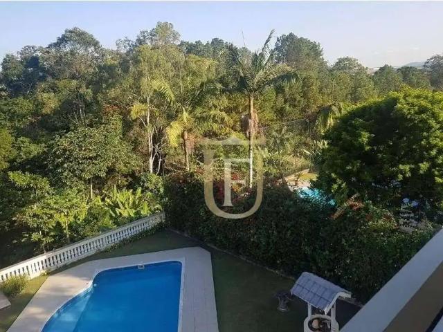 Casa / Sobrado em Condomínio para Locação em Vinhedo/SP Marambaia 4 Quartos