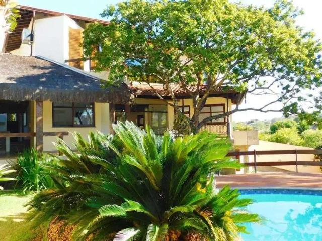 Casa / Sobrado em Condomínio para Locação em Vinhedo/SP Marambaia 4 Quartos