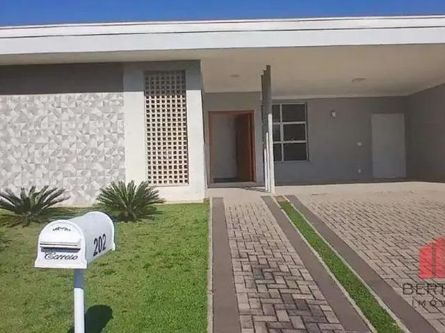 Casa / Sobrado em Condomínio para Locação em Vinhedo/SP Vila Junqueira 3 Quartos