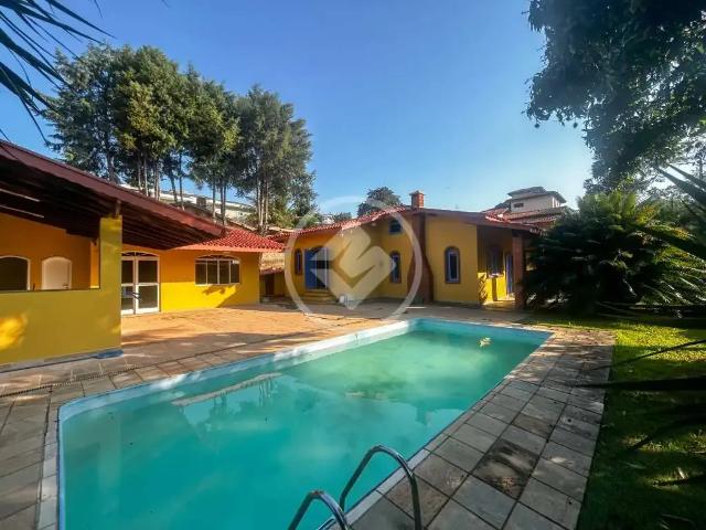Casa / Sobrado em Condomínio para Locação em Vinhedo/SP Vista Alegre 4 Quartos