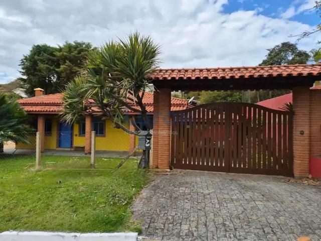 Casa / Sobrado em Condomínio para Locação em Vinhedo/SP Vista Alegre 4 Quartos