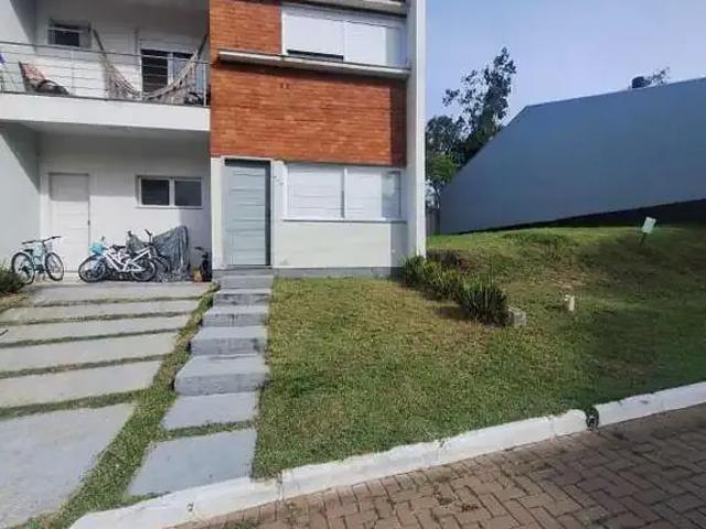 Casa / Sobrado em Condomínio para Locação em Viamão/RS Cocão 4 Quartos