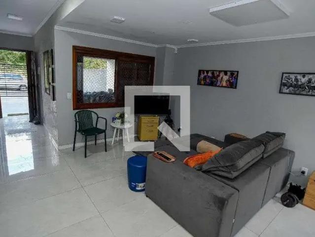 Casa / Sobrado em Condomínio para Locação em Viamão/RS Parque Índio Jari 3 Quartos