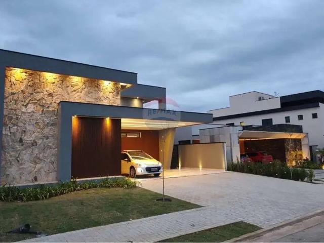 Casa / Sobrado em Condomínio para Locação em Votorantim/SP Alphaville Nova Esplanada 3 Quartos