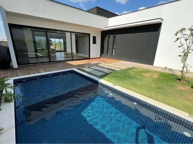 Casa / Sobrado em Condomínio para Locação em Votorantim/SP Alphaville Nova Esplanada 3 Quartos