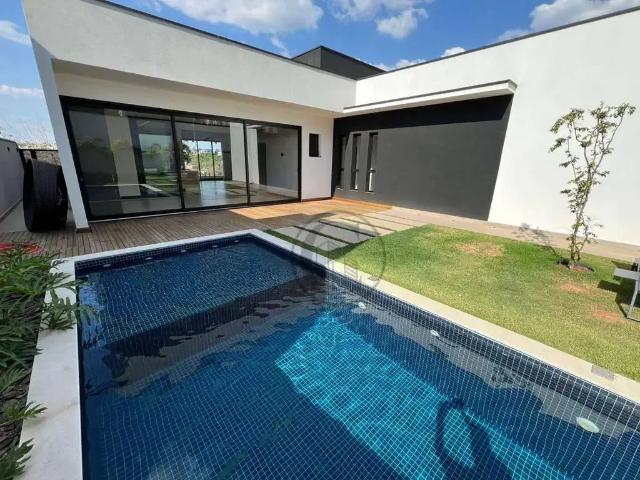 Casa / Sobrado em Condomínio para Locação em Votorantim/SP Alphaville Nova Esplanada 3 Quartos