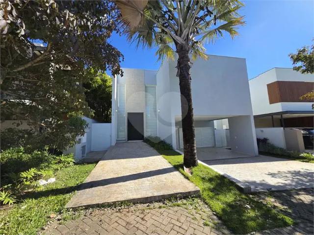Casa / Sobrado em Condomínio para Locação em Votorantim/SP Alphaville Nova Esplanada 3 Quartos