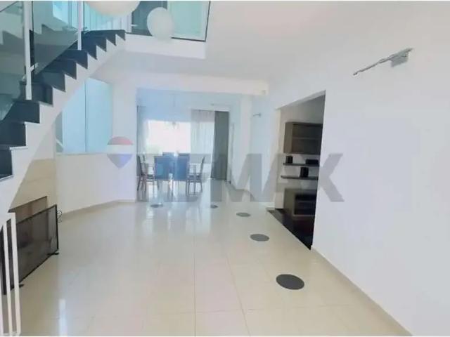 Casa / Sobrado em Condomínio para Locação em Votorantim/SP Itapeva 4 Quartos