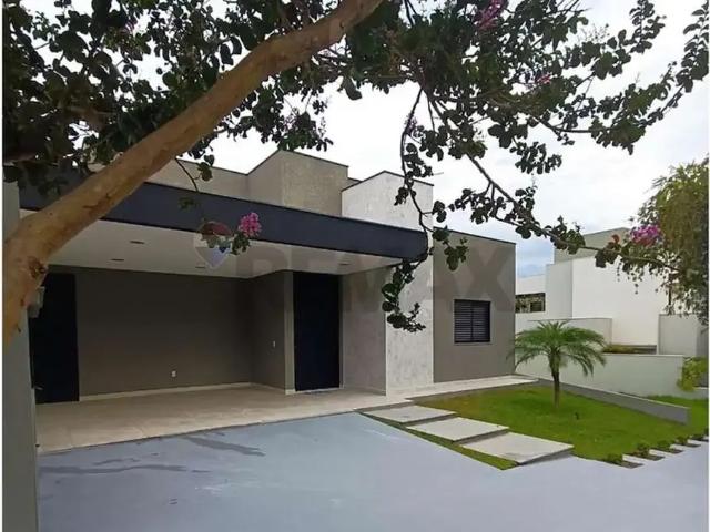 Casa / Sobrado em Condomínio para Locação em Votorantim/SP Itapeva 3 Quartos