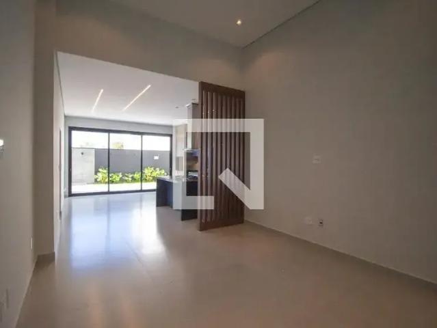 Casa / Sobrado em Condomínio para Locação em Votorantim/SP Jardim Icatu 3 Quartos