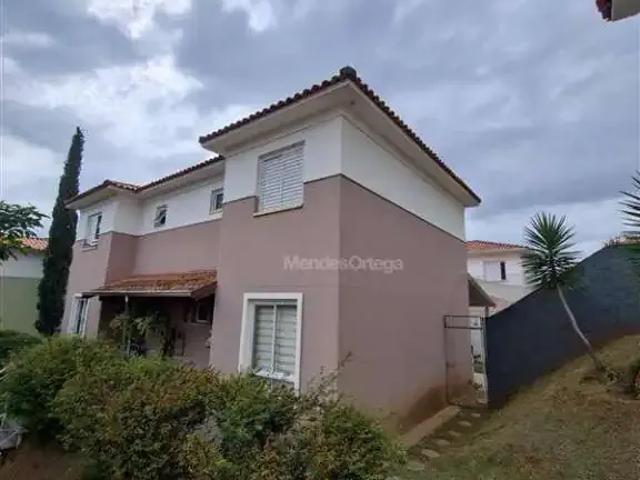 Casa / Sobrado em Condomínio para Locação em Votorantim/SP Vossoroca 3 Quartos