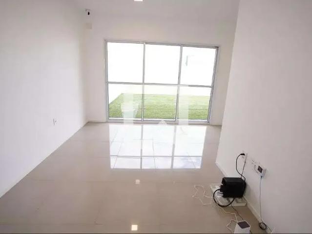 Casa / Sobrado em Condomínio para Locação em Aparecida de Goiânia/GO Parque Trindade 2 Quartos