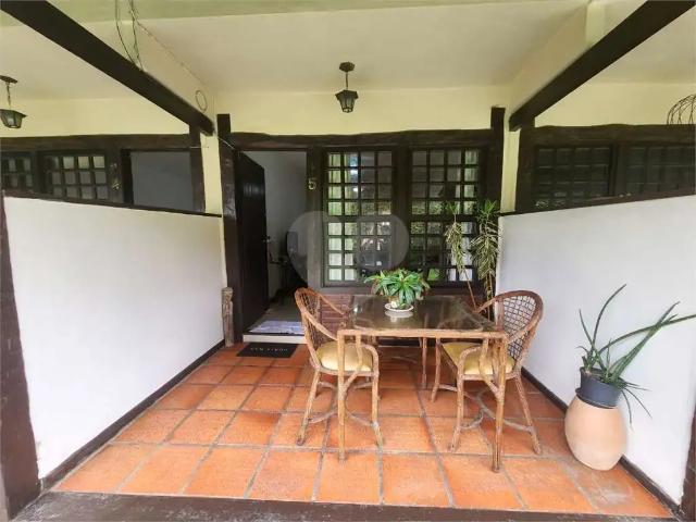 Casa / Sobrado em Condomínio para Locação em Armação dos Búzios/RJ Geribá 2 Quartos