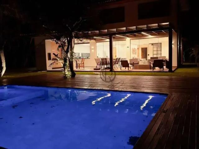 Casa / Sobrado em Condomínio para Locação em Armação dos Búzios/RJ Loteamento Triangulo de Buzios 5 Quartos