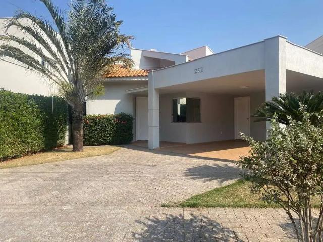 Casa / Sobrado em Condomínio para Locação em Araçatuba/SP Aeroporto 3 Quartos
