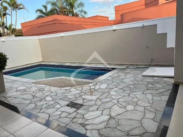 Casa / Sobrado em Condomínio para Locação em Araçatuba/SP Aeroporto 3 Quartos