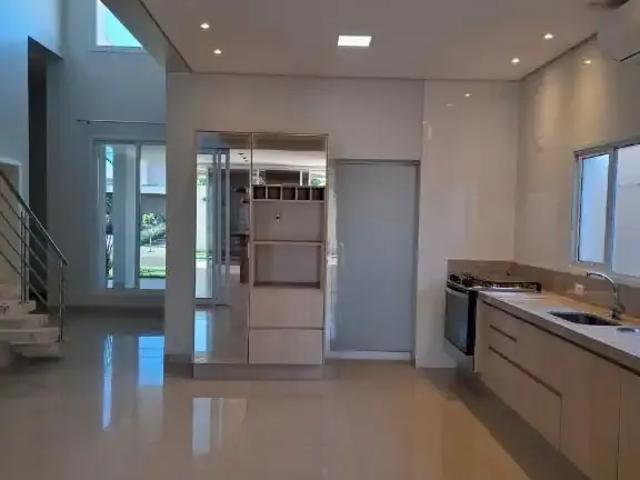 Casa / Sobrado em Condomínio para Locação em Araçatuba/SP Condomínio Vila Toscana 4 Quartos