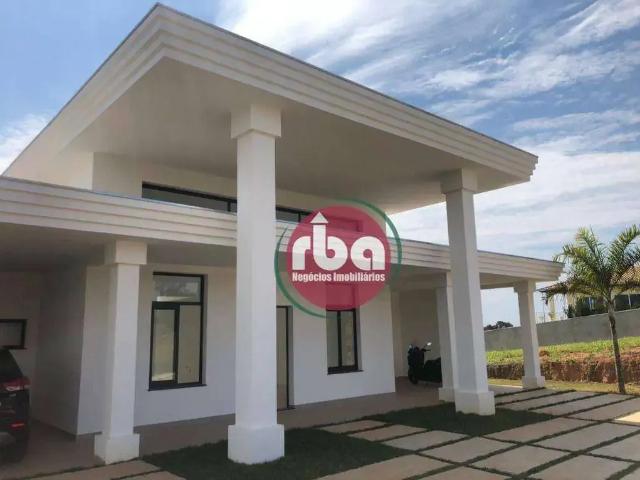 Casa / Sobrado em Condomínio para Locação em Araçoiaba da Serra/SP Village Araçoiaba 3 Quartos