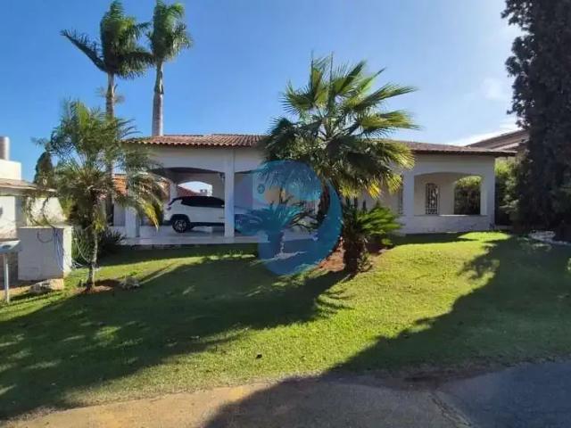 Casa / Sobrado em Condomínio para Locação em Araçoiaba da Serra/SP Barreirinho 4 Quartos