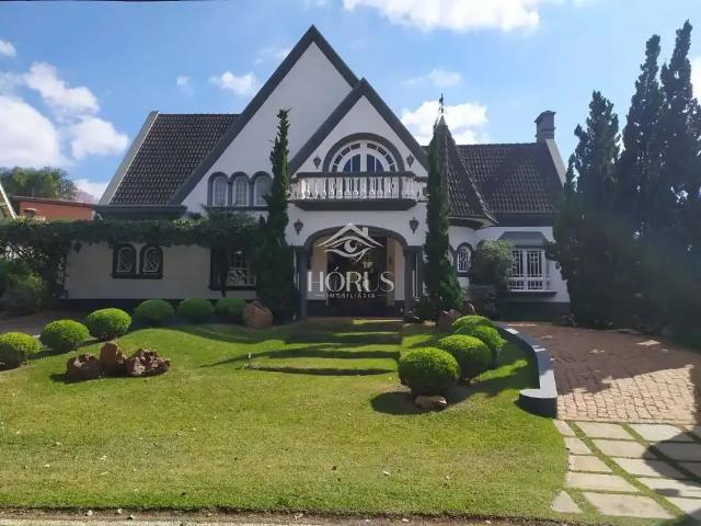 Casa / Sobrado em Condomínio para Locação em Araçoiaba da Serra/SP Centro 5 Quartos