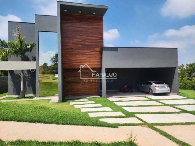 Casa / Sobrado em Condomínio para Locação em Araçoiaba da Serra/SP Condomínio Village Ipanema 3 Quartos