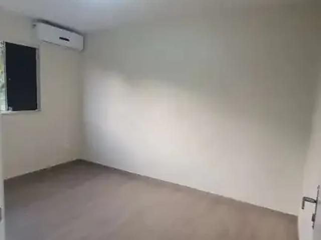 Casa / Sobrado em Condomínio para Locação em Aracaju/SE Areia Branca 3 Quartos