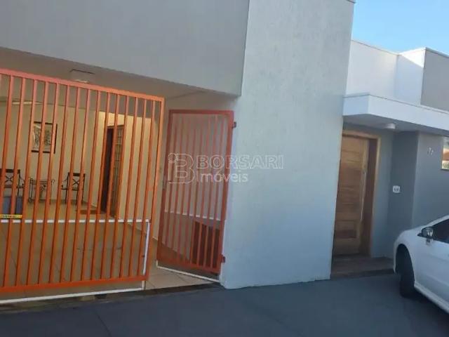 Casa / Sobrado em Condomínio para Locação em Araraquara/SP Jardim dos Flamboyants 3 Quartos