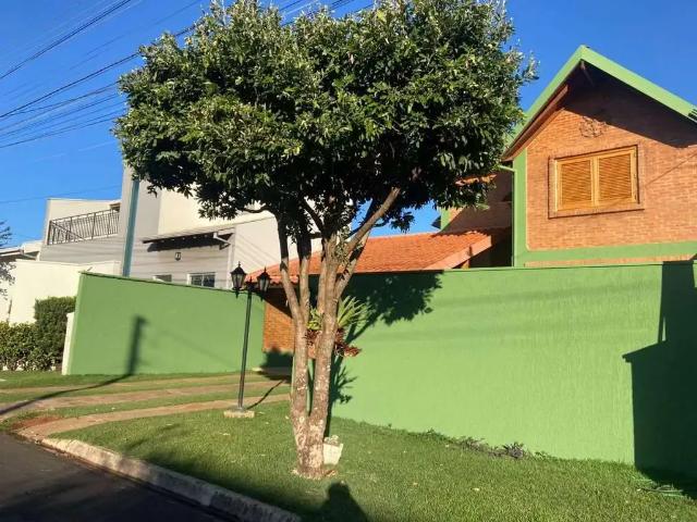 Casa / Sobrado em Condomínio para Locação em Araraquara/SP Jardim dos Flamboyants 3 Quartos