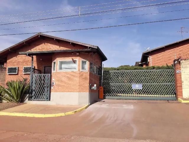 Casa / Sobrado em Condomínio para Locação em Araraquara/SP Jardim Zavanella 3 Quartos