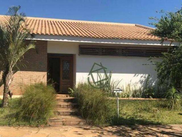 Casa / Sobrado em Condomínio para Locação em Araraquara/SP Parque Residencial Damha 4 Quartos