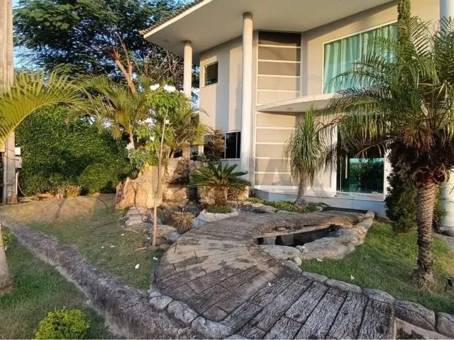 Casa / Sobrado em Condomínio para Locação em Araruama/RJ Centro 4 Quartos